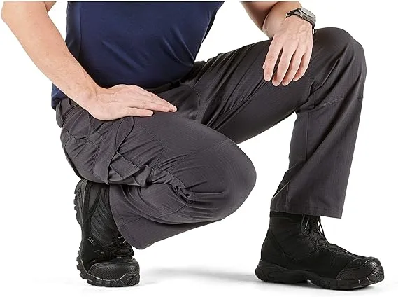 How to Choose the Best Work Pants for Men - Whichie